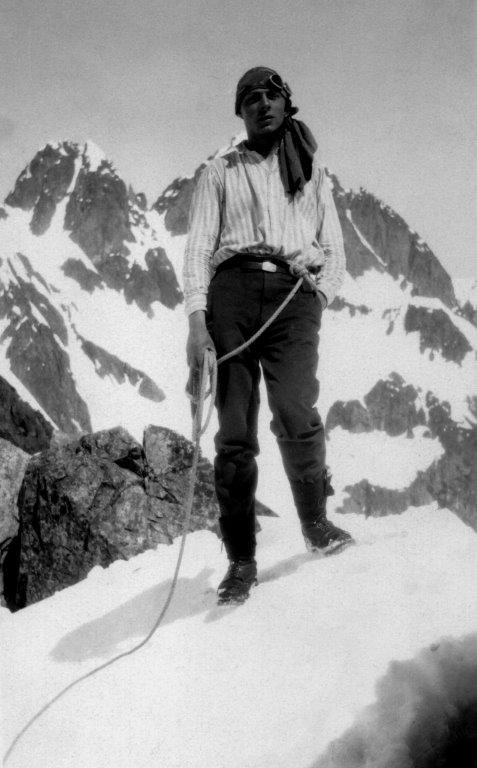 Portait de Frison-Roche - Roger Frison-Roche